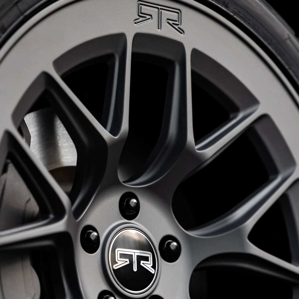 About Us - RTR Vehicles